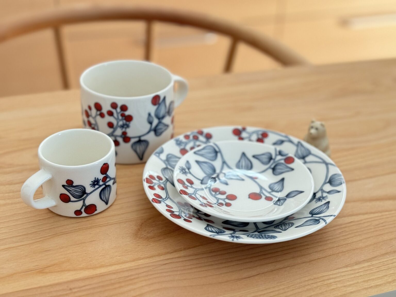 【ARABIA Runo フロストベリー】可愛すぎるエスプレッソカップ待望の再販お知らせ！2024収穫祭！